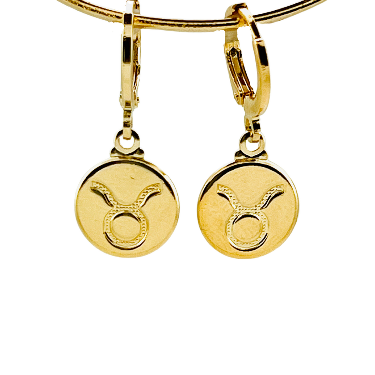 SE900D "Taurus Zodiac" 18K Gold Plated Huggie Hoop Earrings – Sai Brazil